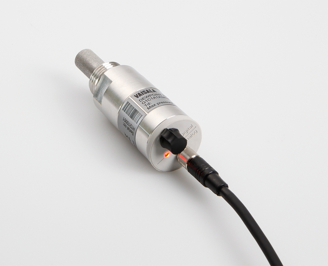 Miniature Dew Point Transmitter DMT143 | Vaisala Store