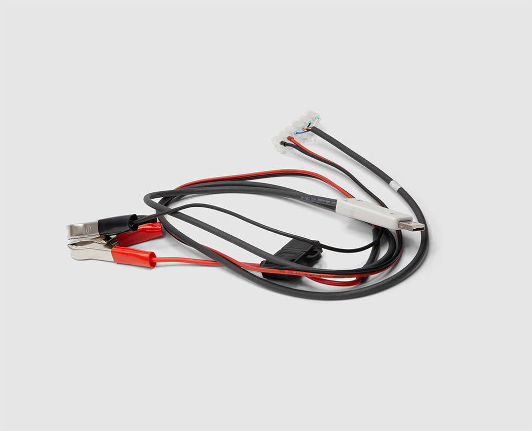USB service cable with battery cable and 1 A fuse CBL210485 | Vaisala Store